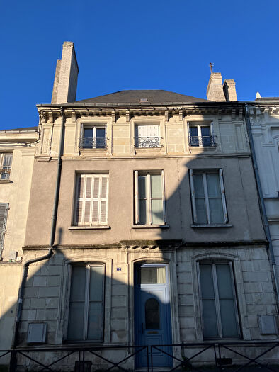 Maison à vendre - Châtellerault, Centre-ville - 7 pièces - 5 chambres