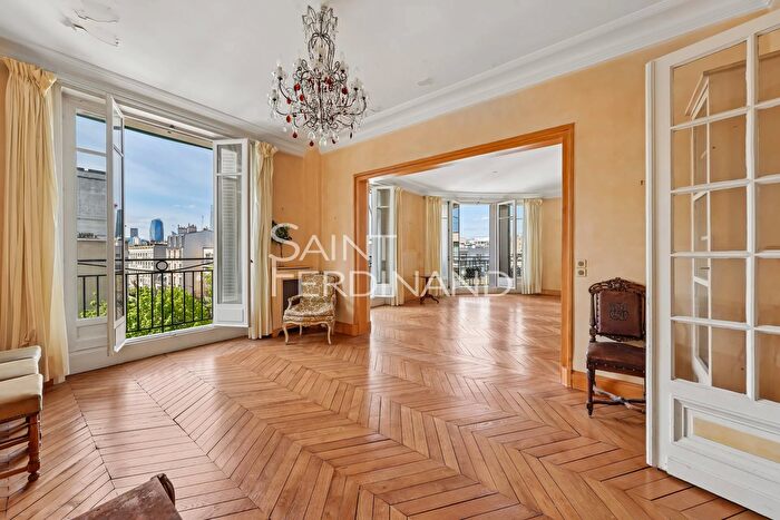 Neuilly-sur-Seine, Charles Laffitte - Appartement 5 pièces à vendre