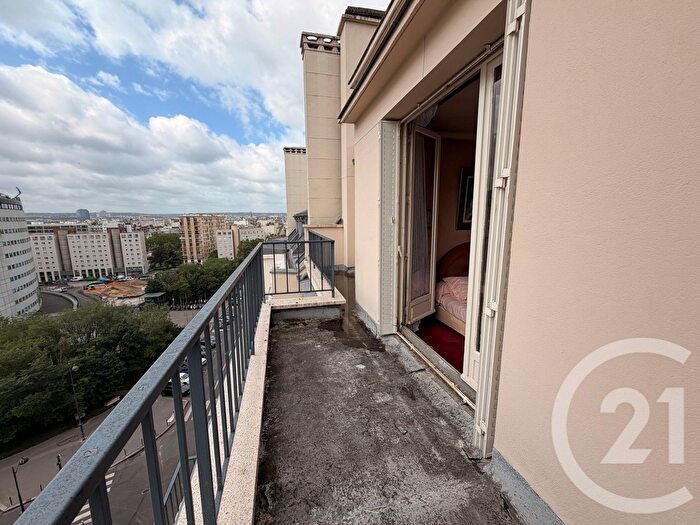Paris 16ème, Passy, Maison de la Radio, Muette-Sud : Appartement 3 pièces à vendre