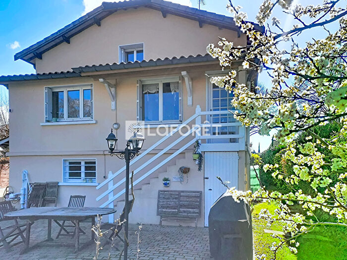 Maison à vendre - Fleurieu-sur-Saône - 8 pièces - 5 chambres