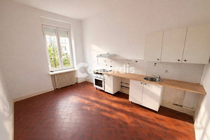 Appartement à louer - Boulay-Moselle - 2 pièces - 1 chambre