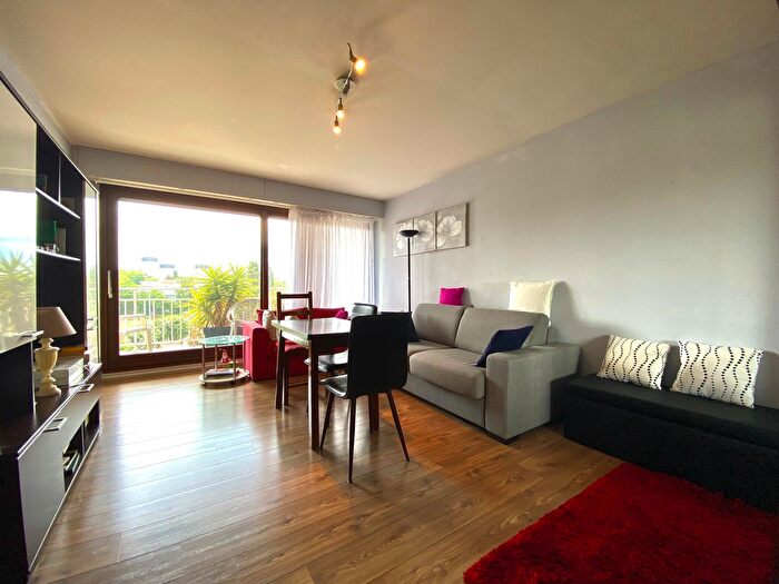 Appartement à vendre - Fresnes, Berny, Tourvoie - 1 pièce