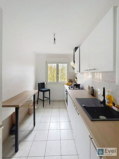 Appartement à louer - Bellecroix, Metz - 2 pièces - 1 chambre