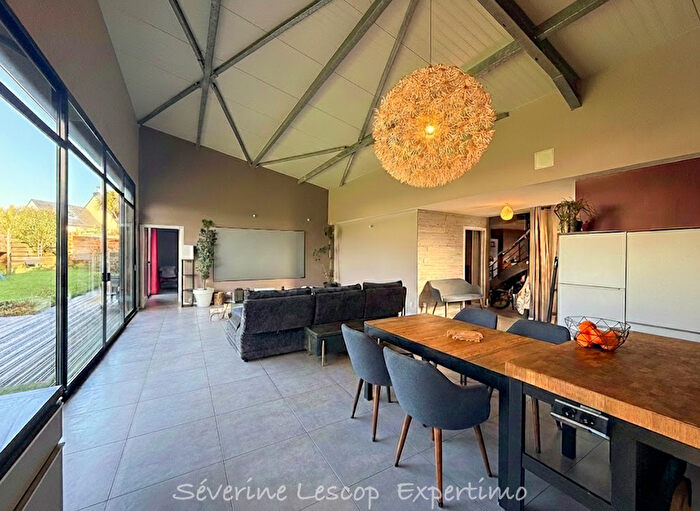 Maison à vendre - Plescop - 8 pièces - 7 chambres