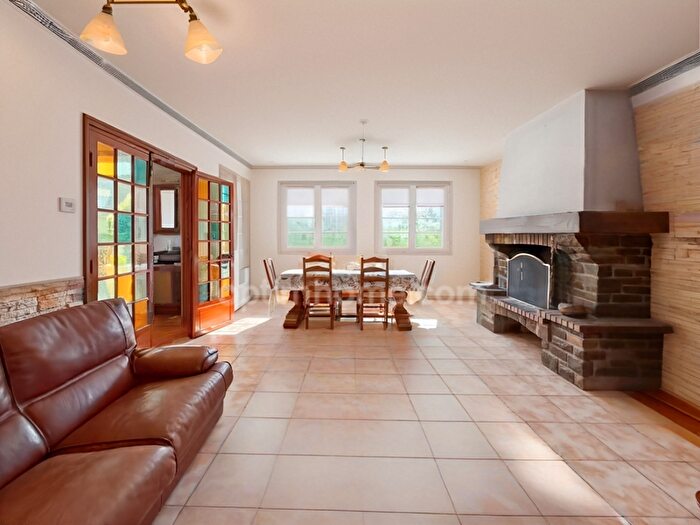 Maison à vendre - Saint-Prix - 9 pièces - 5 chambres