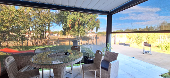 Maison à vendre - Polliat - 4 pièces - 3 chambres