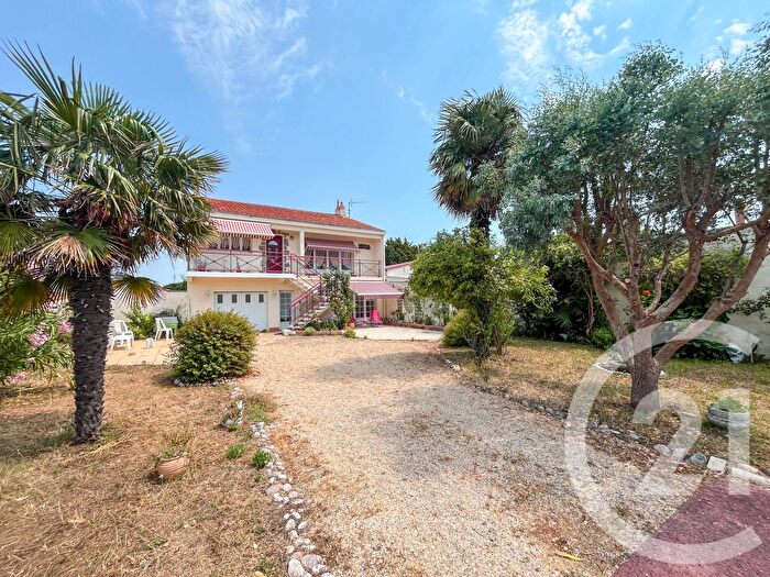 Château-d'Olonne : Maison 7 pièces à vendre