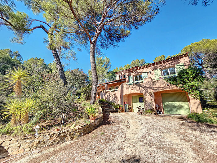 Six-Fours-les-Plages, Roumagnan, Talian, Audibert, Verger : Maison 6 pièces à vendre