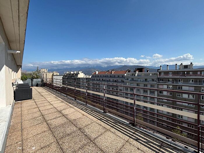 Appartement à louer - Grenoble - 2 pièces - 1 chambre