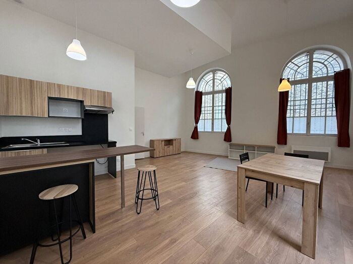 Appartement à louer - Champ de Foire, Cognac - 3 pièces - 2 chambres