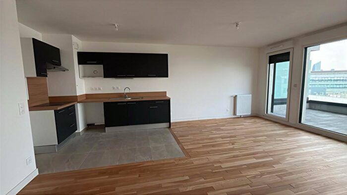 Colombes, Charles de Gaulle : Appartement 4 pièces à louer