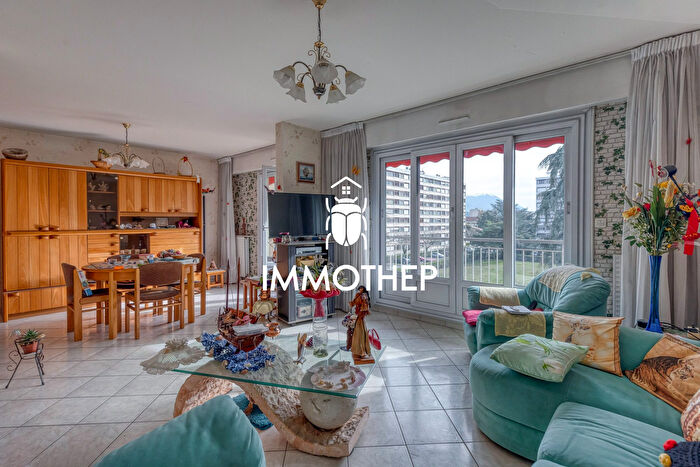 Appartement à vendre - Échirolles, Bayard, La Luire, Vicose, Comboire - 4 pièces - 3 chambres