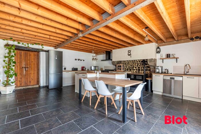 Maison à vendre - La Bazouge-du-Désert - 6 pièces - 4 chambres