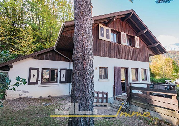 Maison à vendre - Sallanches - 4 pièces - 3 chambres