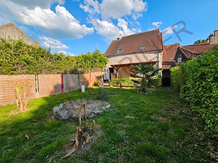 Maison à vendre - Trucy-sur-Yonne - 5 pièces - 3 chambres