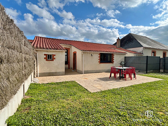 Maison 6 pièces à La Garnache, à vendre