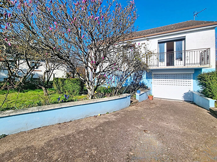 Maison à vendre - Notre-Dame-dOé - 5 pièces - 2 chambres