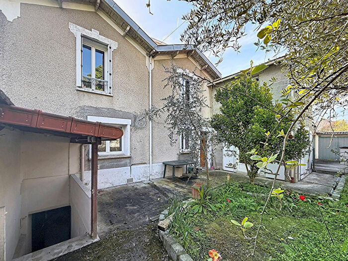 Saint-Maur-des-Fossés, Vieux-Saint-Maur : Maison 5 pièces à vendre
