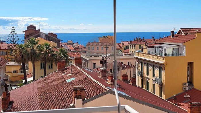 Appartement à vendre - Menton, Hôtel de Ville, Vieille Ville, Musée, Madone, Carnolès - 2 pièces - 1 chambre