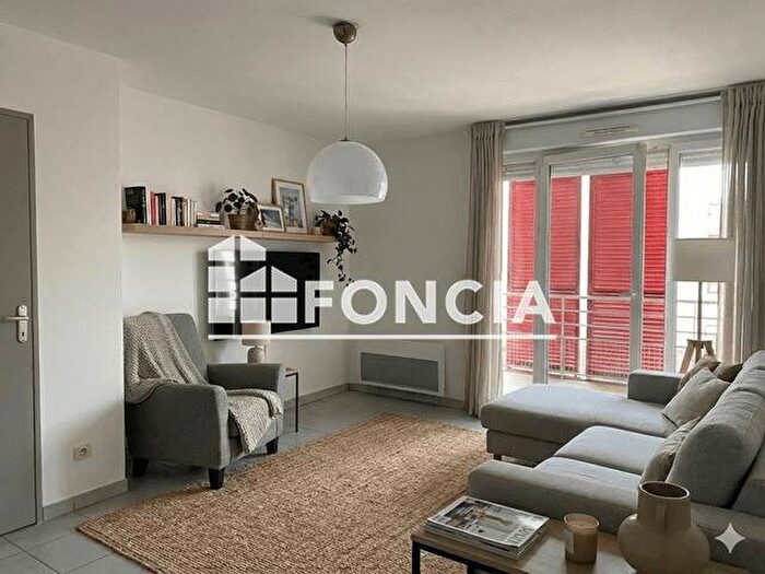 Appartement à louer - Clos de lEpi-Neuf Peyres, Avignon - 2 pièces - 1 chambre