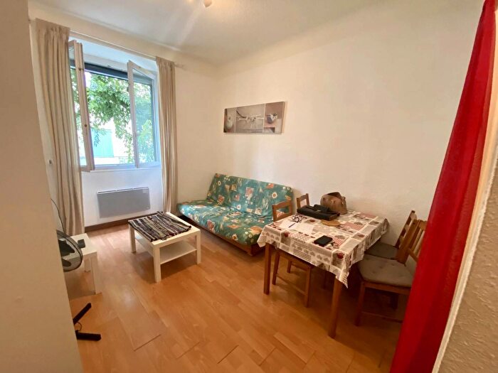 Gréoux-les-Bains : Appartement 2 pièces à louer