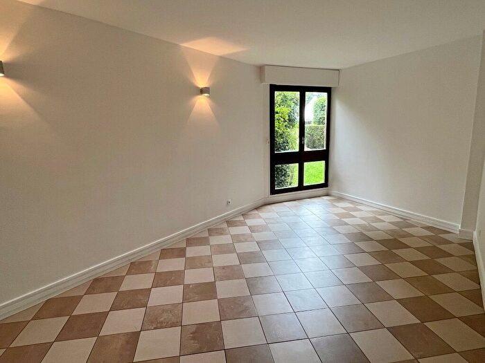Appartement à louer - Le Chesnay, Nouveau Chesnay - 1 pièce