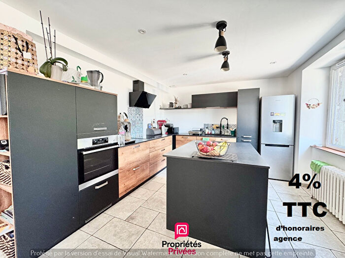 Maison 4 pièces à Kernilis, à vendre