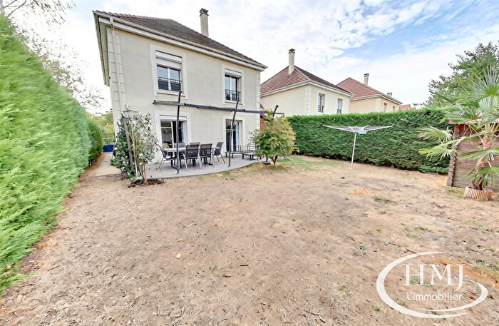 Maison 6 pièces à vendre - Lisses