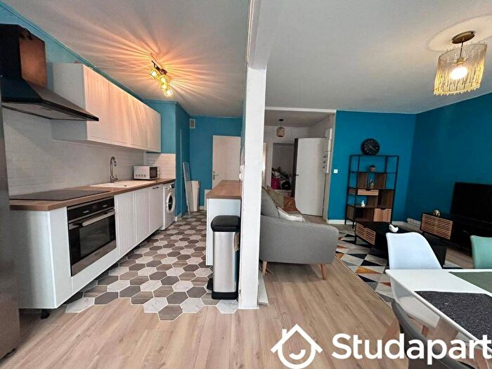 Espoir et Avenir-Le Nautilus-Colvert-Berlioz-Amiens Nord Ouest : Appartement 1 pièce à louer
