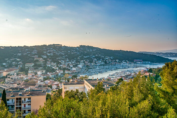 Appartement à vendre - Saint-Mandrier-sur-Mer - 2 pièces - 1 chambre