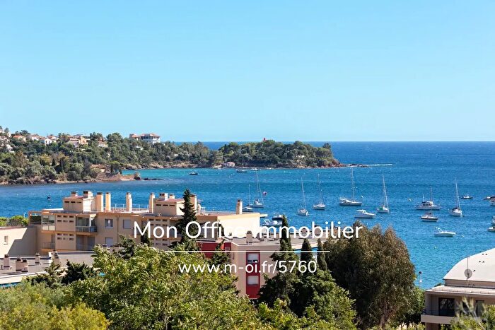 Maison 8 pièces à Saint-Raphaël, Agay, à vendre