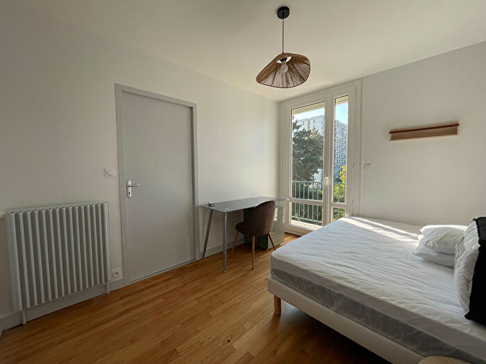 Appartement à louer - Quartiers Nord-Ouest, Villejean - 1 chambre