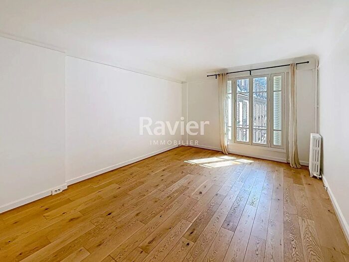 Paris 16ème, Passy, Maison de la Radio, Muette-Sud - Appartement 1 pièce à louer
