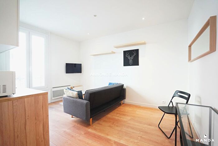 Bois-Colombes, Jean Mermoz - Appartement 1 pièce à louer