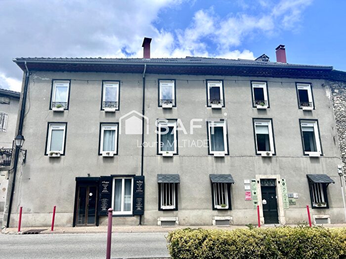Vicdessos : Maison 15 pièces à vendre