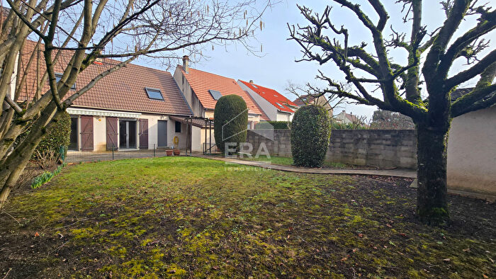 Maison à vendre - Savigny-sur-Orge, Plateau - 5 pièces - 4 chambres