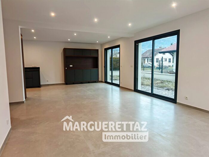Maison à vendre - Marignier - 4 pièces - 3 chambres