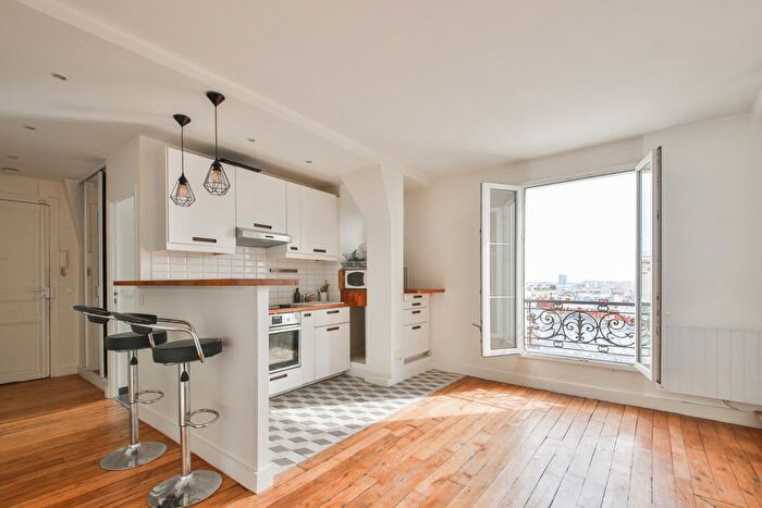 Appartement 2 pièces à vendre à Paris 18ème, Barbès, Château Rouge