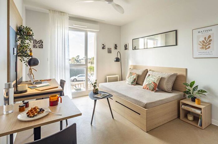 Mouret, Marseille ème arrondissement : Appartement 1 pièce à louer