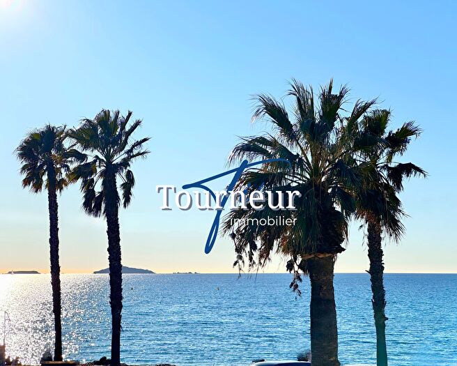 Appartement à vendre - Six-Fours-les-Plages, Les Lones, Bucarin, Fort, Les Playes - 2 pièces - 1 chambre