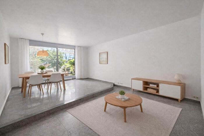 Appartement à vendre - Issy-les-Moulineaux, Centre-ville, Corentin Celton, Les Varennes - 2 pièces - 1 chambre