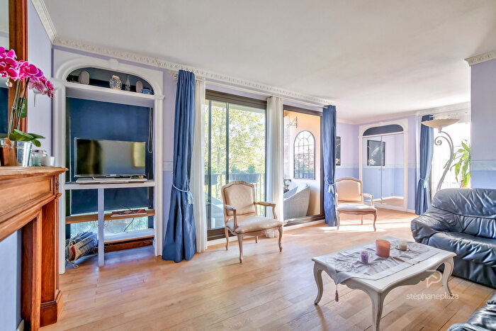 Appartement à vendre - Fresnes, Lumière, Liberté - 4 pièces - 2 chambres