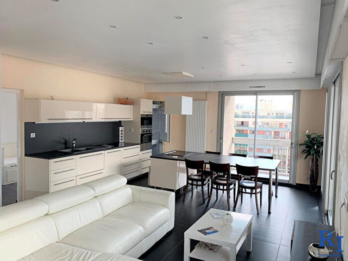 Appartement 3 pièces à louer - Grenoble, Eaux-Claires, Mistral