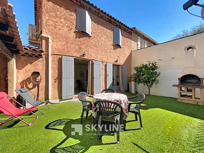 Maison à vendre - Marseille e , Belle de Mai - 4 pièces - 3 chambres