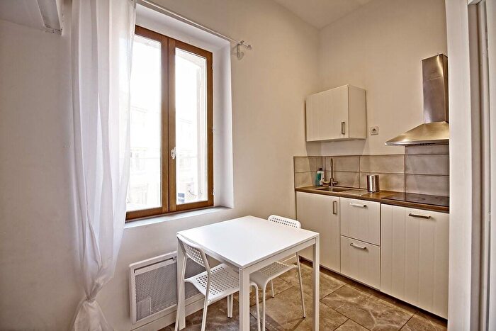 Appartement à louer - Belsunce, Marseille er arrondissement - 1 pièce