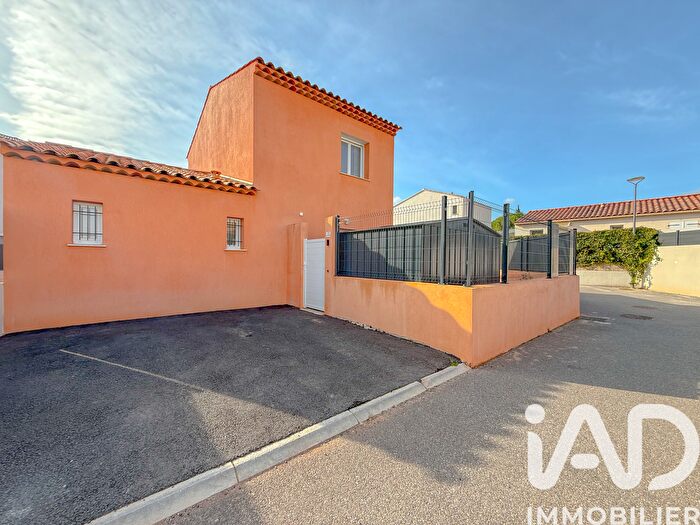 Maison à vendre - Cuers - 4 pièces - 3 chambres