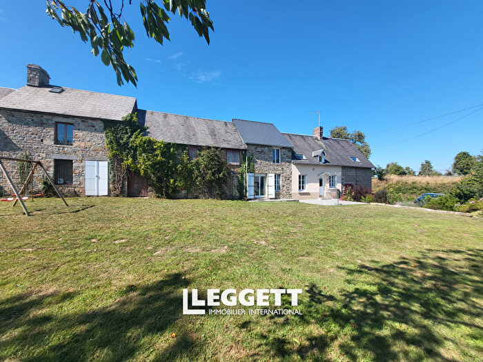 Maison à vendre - Barenton - 6 pièces - 4 chambres