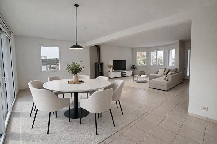 Maison à vendre - Guérande, Villages-Sud - 7 pièces - 5 chambres