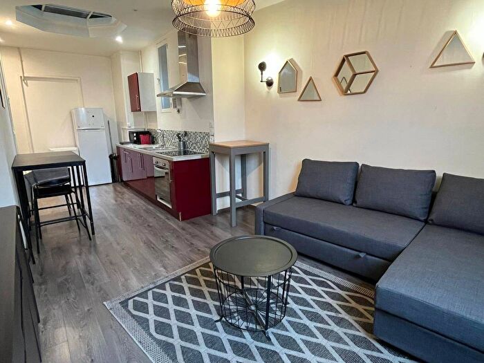 Centre Ville, Reims - Appartement 1 pièce à louer