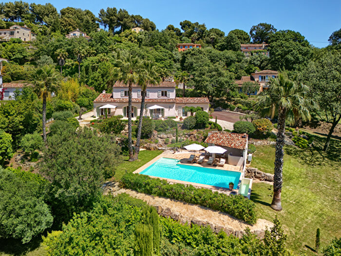 Maison à vendre - Vence, Saint-Martin, Lubiane, Le Suve - 7 pièces - 5 chambres